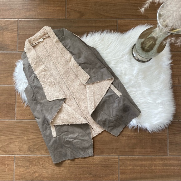 TCEC | Jackets & Coats | Tcec Faux Suede Greige Vest | Poshmark